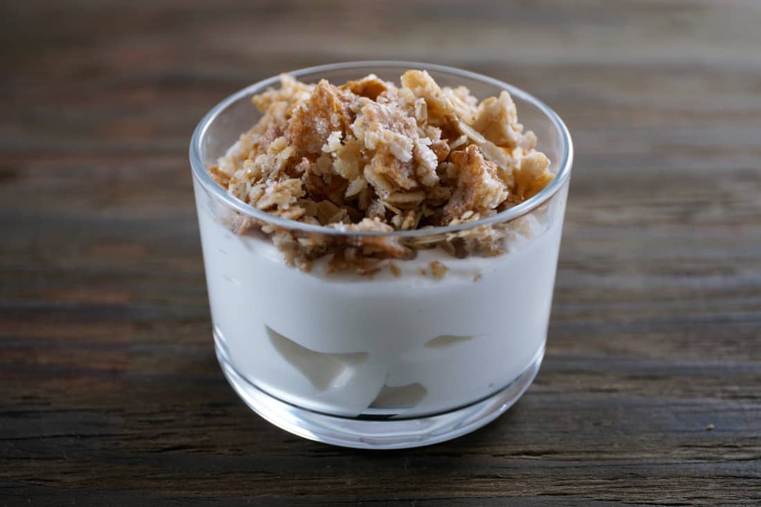 Crunchy Oat Granola – Joanie Simon